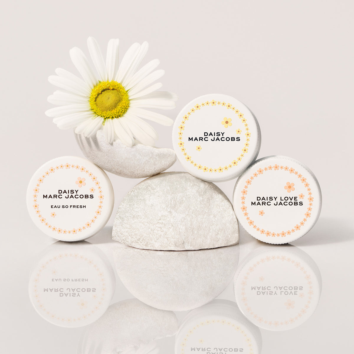 Daisy Drops 30 capsules – Scents the Perfume Specialists